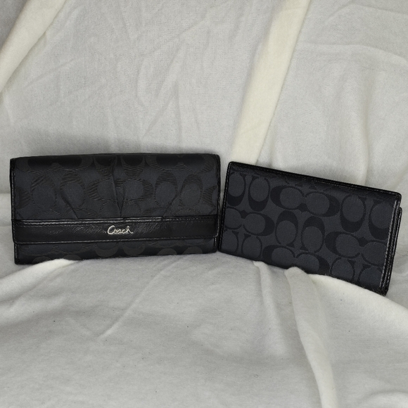 Bags | Coach Soho Signature Jacquard Canvas And Signature Checkbook ...